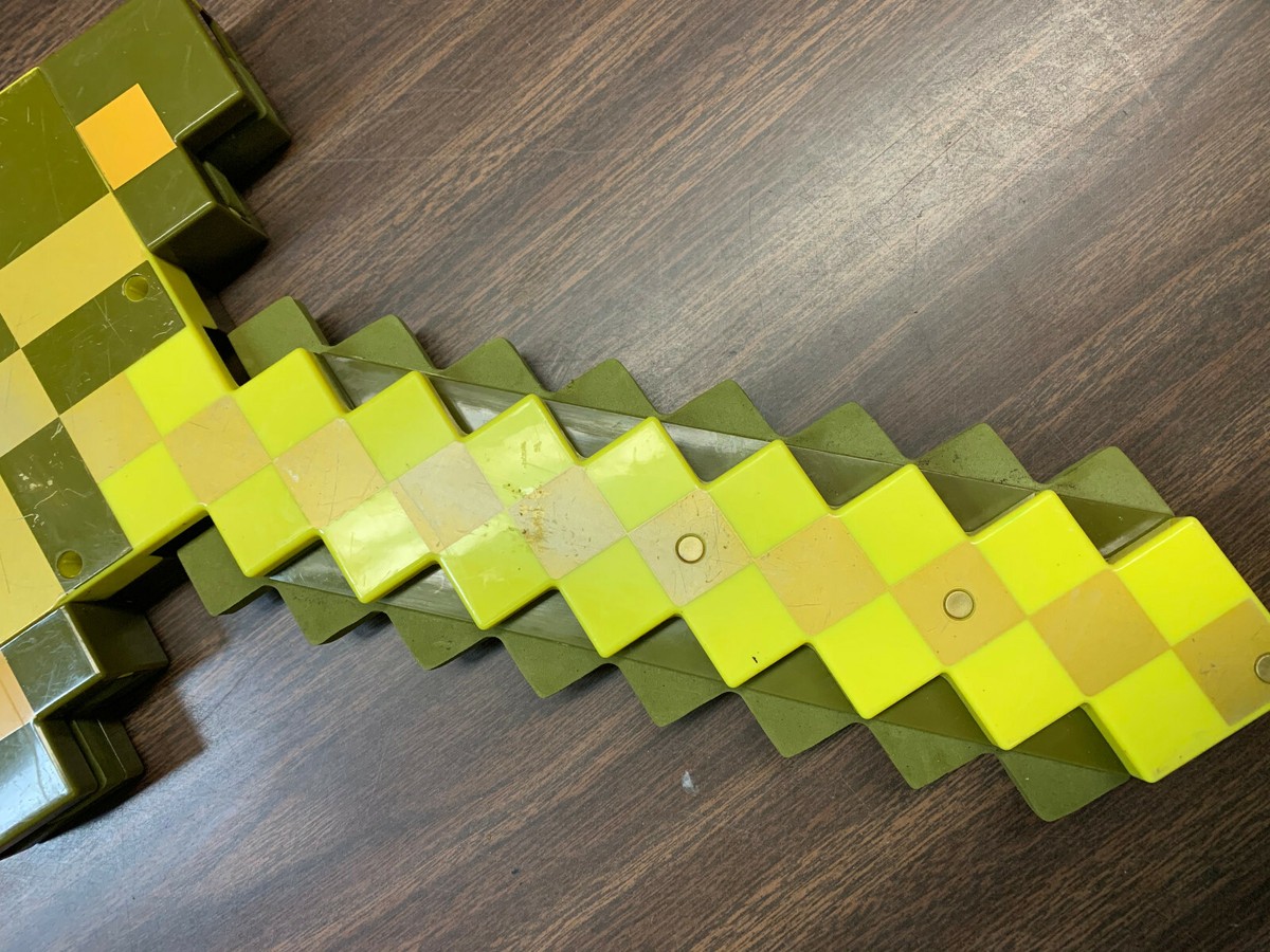 Minecraft Gold Sword And Pickaxe