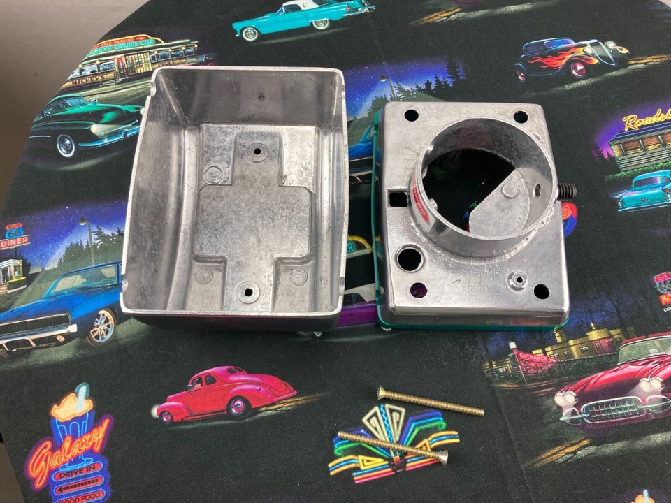 Eprad Drive-In Movie Car Show Prop Speaker Set With Junction Box ...