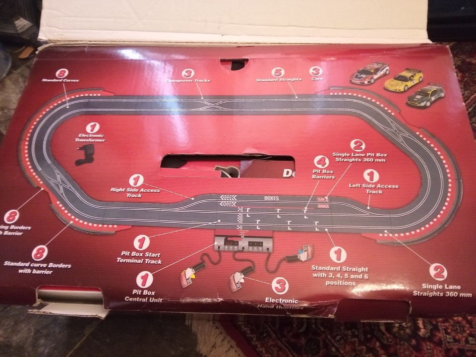SCX - 1:32 Scale Racing System (Pit Box Set) With Digital Lap Counter ...