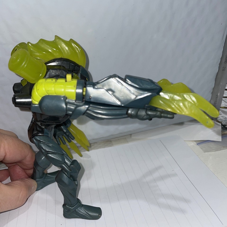 Max Steel 6" Action Figures 2013 Metal Elementor & Spider Claw Toxzon ...