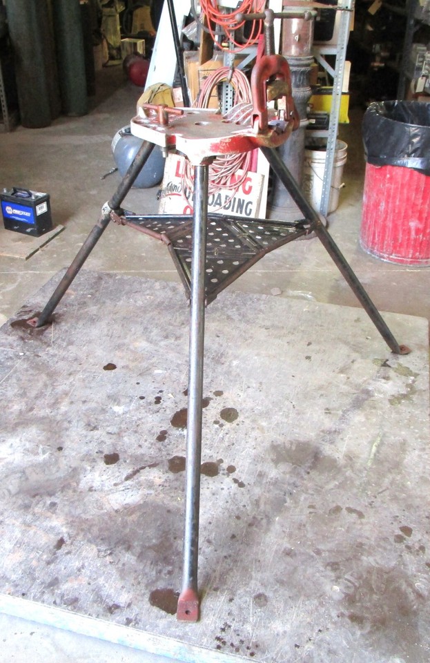 RIDGID TOOLS 1/8" to 2-1/2" TRISTAND YOKE PIPE VISE, No. 40A USED | eBay
