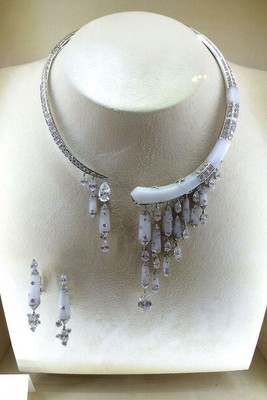 Syn Coral Front Open Necklace / Earrings Set 925 Fine Silver ...