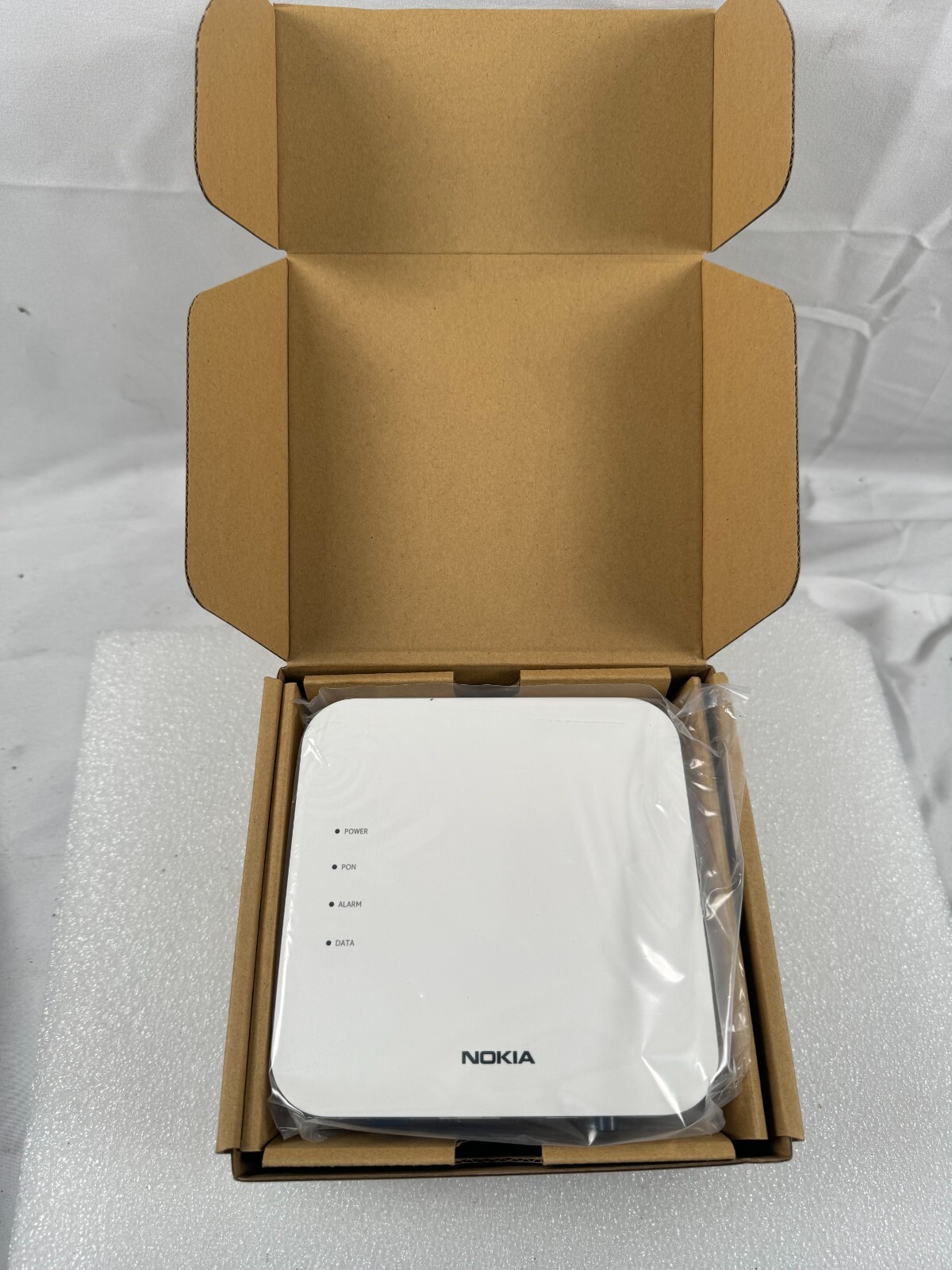 Open box* Nokia XS-010X-Q Optical Network Terminal with AC Power Supply