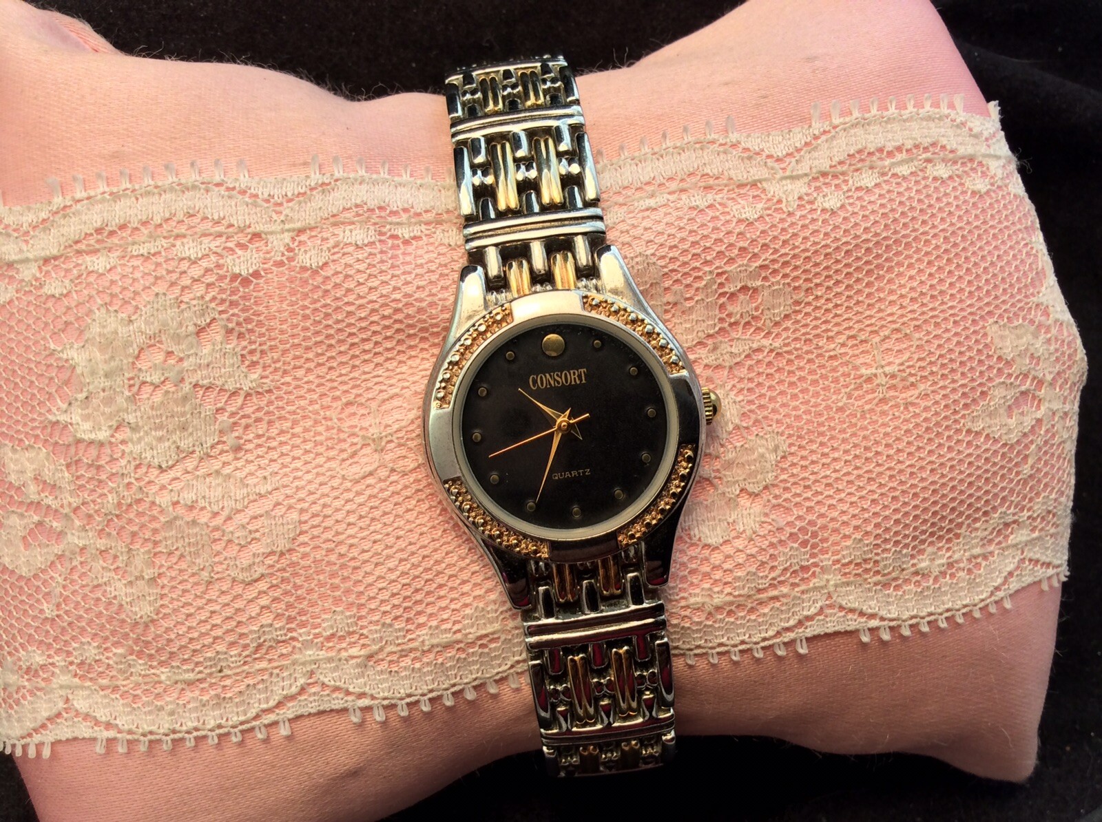 Ladies Consort Wrist Watch Pebbled Dressy Silver W/ Gold Color New ...