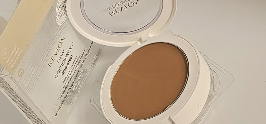 Revlon New Complexion One Step Compact Makeup Base Cream to Powder ...