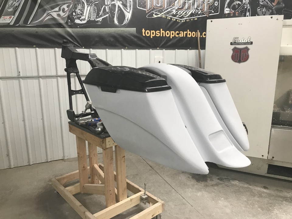 Top Shop 98-08 Conversion NON CVO Mini Money Maker Fender Stretched ...