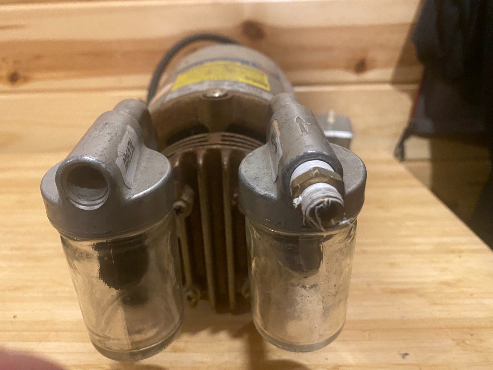 GAST ® VACUUM 0211-V138-G8CX w/ GE A-C MOTOR 5KH33DN16HX 1/6HP 115V | eBay