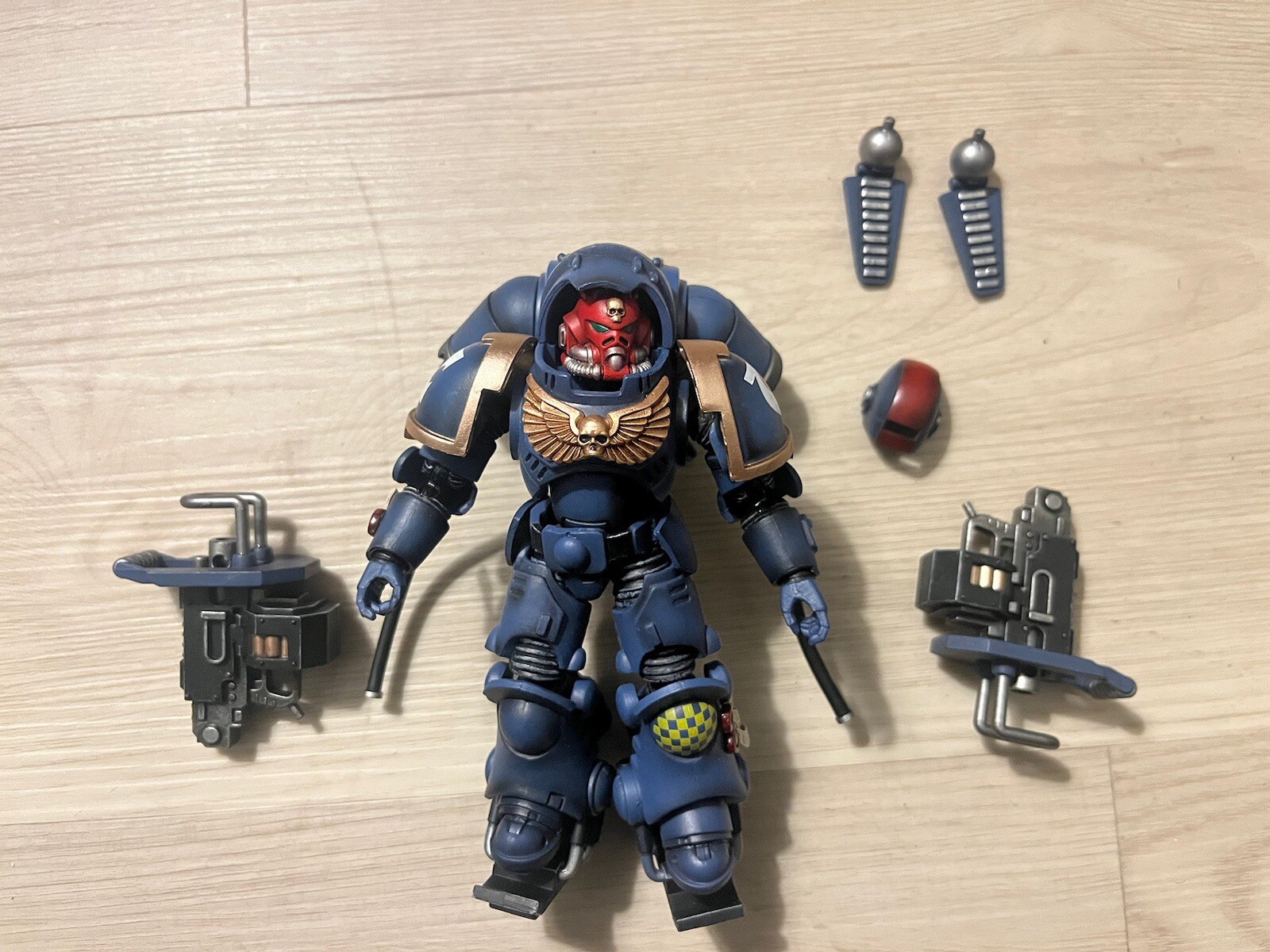JOYTOY X Warhammer 40k Ultramarines Primaris Inceptor Figure Sargent | eBay