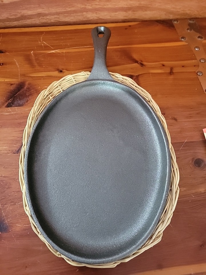 Cast Iron Fajita Plate Sizzler Set Pan and Wood Trivet Mexican Fiesta ...