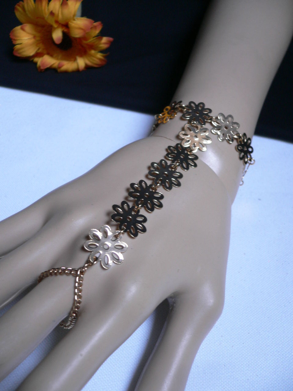 HOT WOMEN GOLD FLOWER HAND LINKS CHAIN FASHION JEWELRY SLAVE BRACELET ...