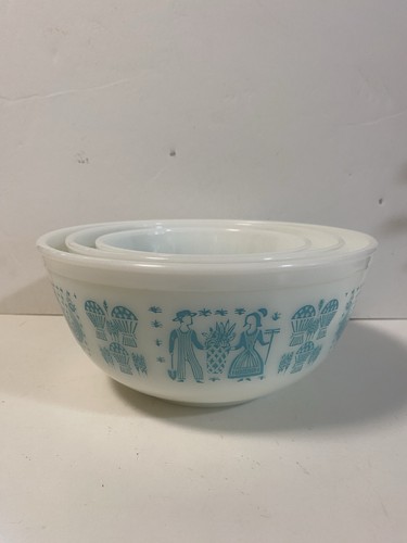 Vintage Pyrex Turquoise Amish Butterprint Nesting Mixing Bowls Set Of 3 ...