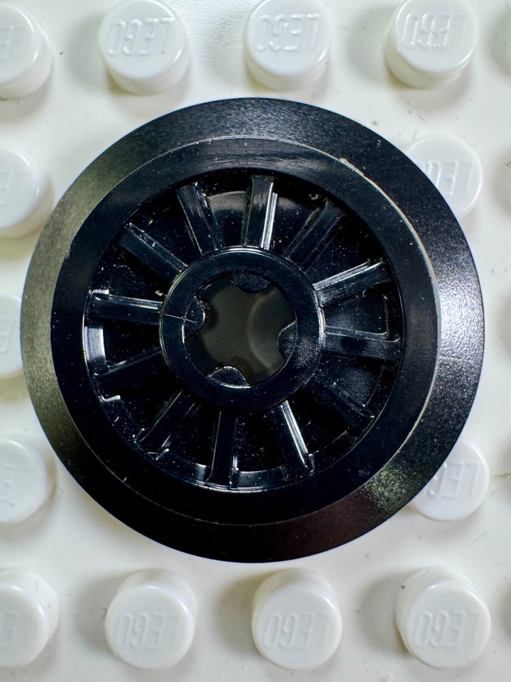 LEGO Train Wheel RC, Spoked Technic Axle Hole and Rubber Friction Band ...