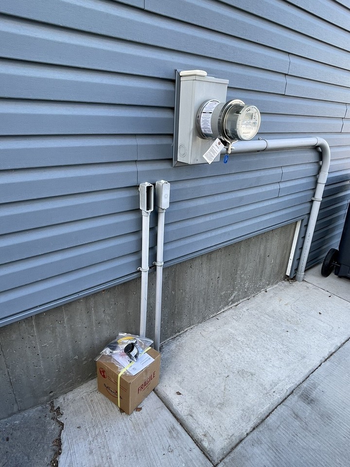 GenerLink – 30A – Surge - 20’ Cord - L14-30 —- Meter Mounted Transfer ...