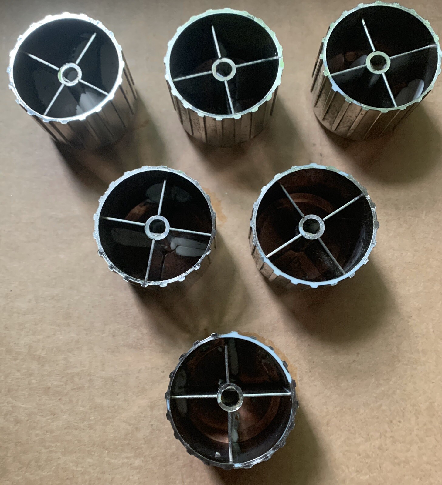 BACKYARD GRILL BRAND GAS GRILL KNOB SET SIX (6) KNOBS ORIGINAL GENUINE ...