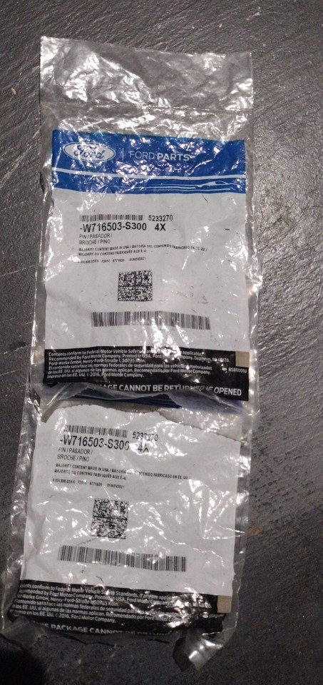 NEW OEM Genuine Ford Rocker Panel Molding Clip -W716503-S300 QTY.8 | eBay