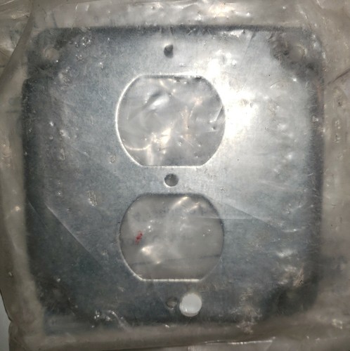 Hubbell Raco 902C 4" Square Cover Raised 1/2" 1 Duplex Receptacle ...