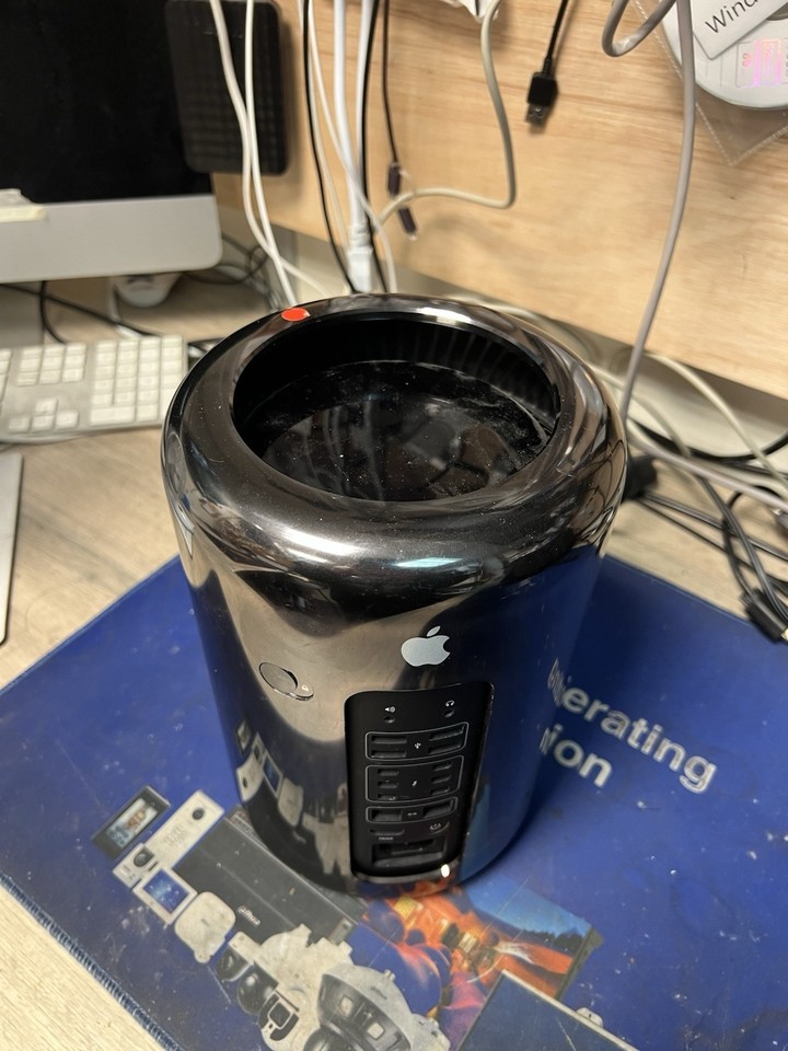 Apple Mac Pro A1481 Desktop 32gb ram No Hdd Faulty Please Read | eBay UK