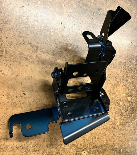 NEW OEM NISSAN FRONT DISTANCE SENSOR (RADAR) MOUNT BRACKET -ALTIMA | eBay