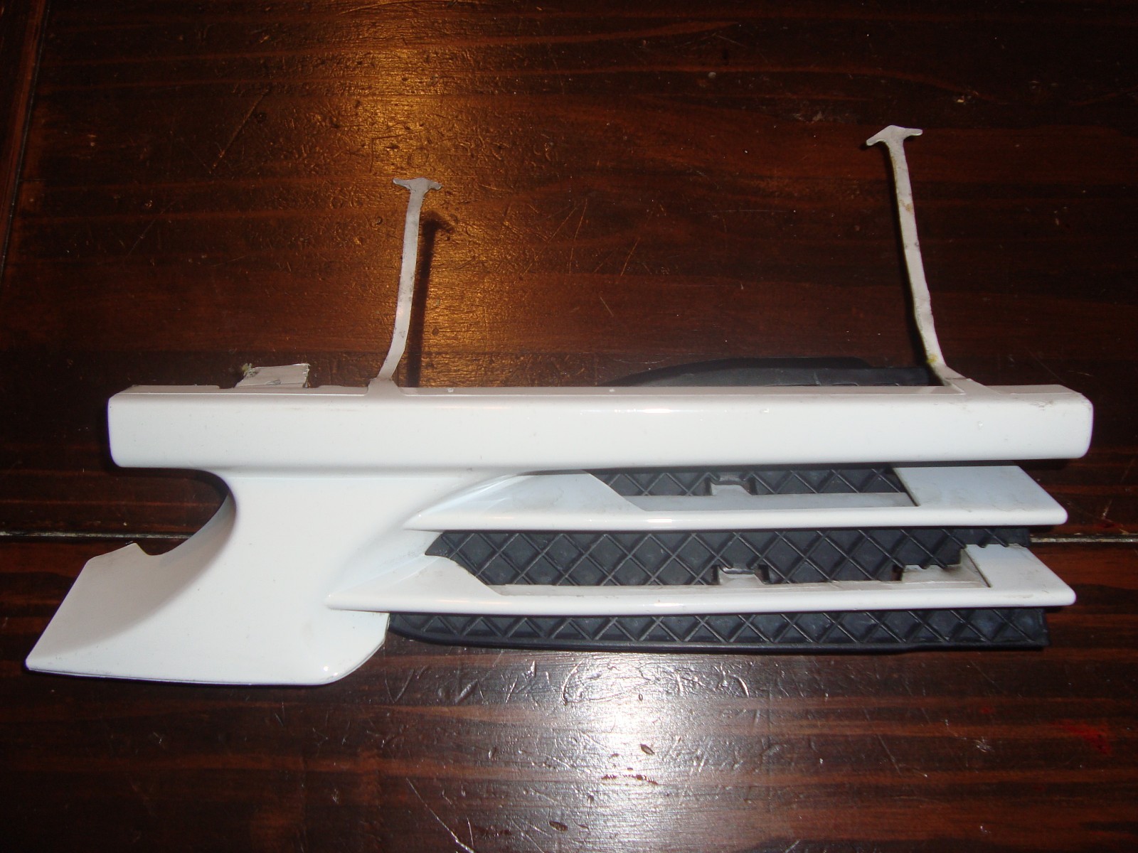 Mercedes Benz C Class Front Bumper Paneling Left Flap Cover A ...