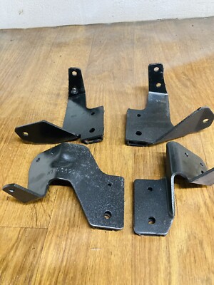 AYP / Husqvarna 42" Deck Wheel Bracket 159768 532159768 159643 ...
