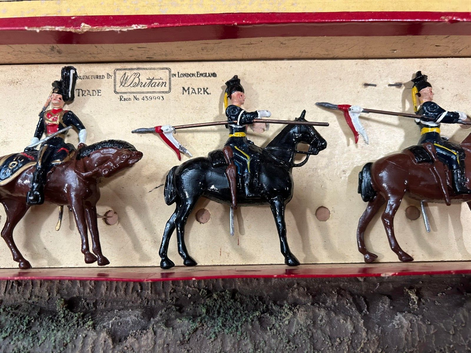 BRITAINS "9th QUEEN'S ROYAL LANCERS" SET #24 BOXED | eBay