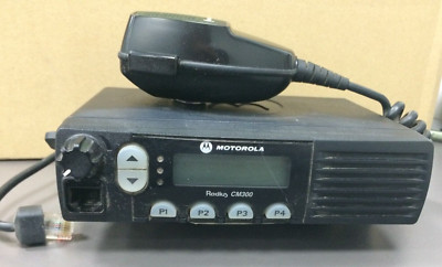 Motorola Radius CM300, UHF, 32 CH, 40W, AAM50RPF9AA1AN, W MIC, Mount ...