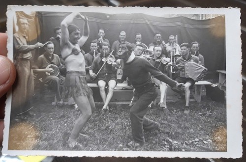 wwi-army-bikini-monkey-soldier-party-fun-joke-detail-photo-postcard