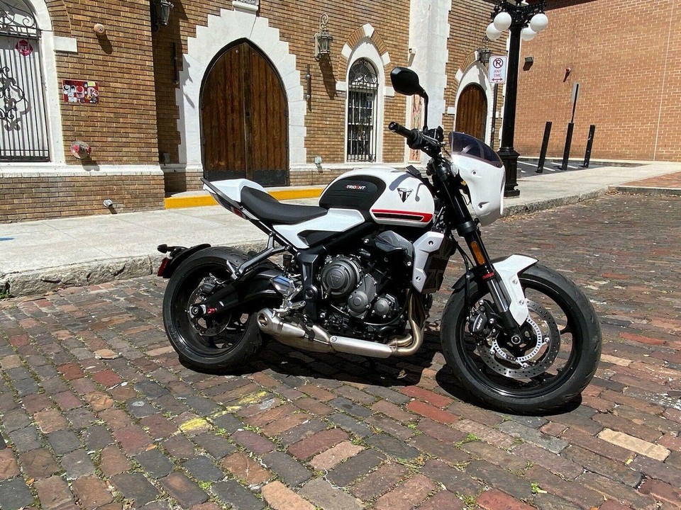 Ermax Screen Fairing Deflector Crystal White NW Triumph Trident 660 ...