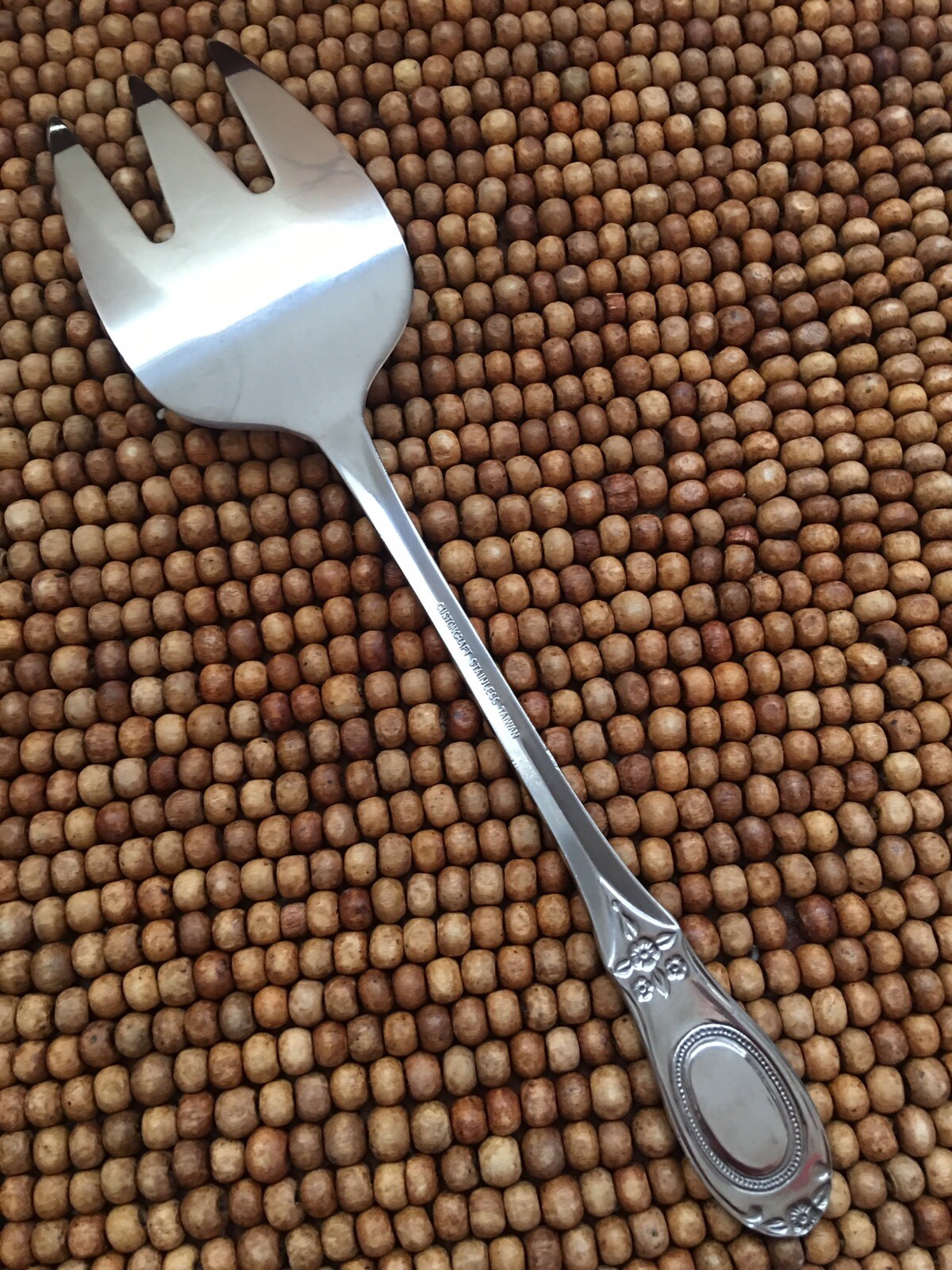 Customcraft Stainless CUS? Red Floral Rose Oval Inlay MEAT SERVING FORK ...