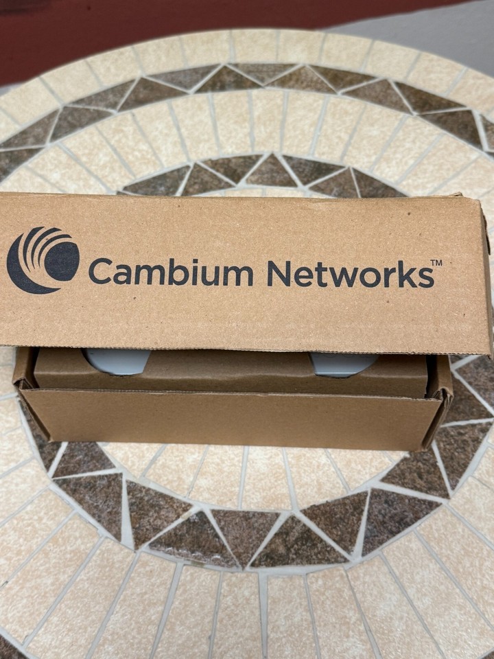 Cambium C050045C002A PMP450i 5GHz Subscriber Module with Integrated ...