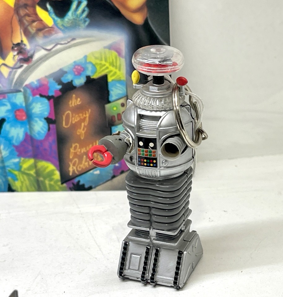 Lost in Space Lot! Johnny Lightning Lost In Space, B9 Robots, Jupiter 2 ...