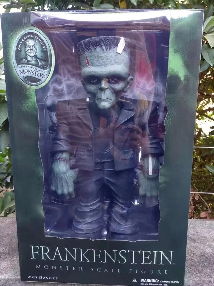MEZCO Frankenstein Monster Figure 46cm 18in Big Statue Figure Boxed ...