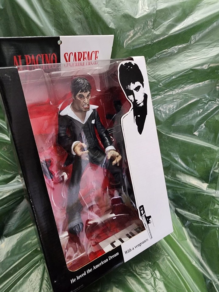 Mezco 2004 SCARFACE 10" Action Figure Tony Montana The Enforcer Brand ...