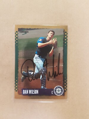 Dan Wilson Autograph Photo SPORTS signed Baseball card MLB 146 1994 | eBay