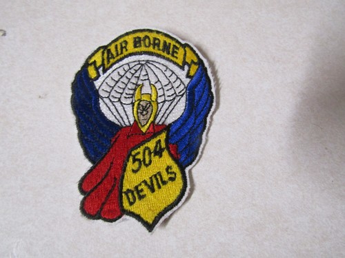 MILITARY PATCH OLDER 504TH AIRBORNE PARACHUTE INFANTRY REGIMENT DEVILS ...
