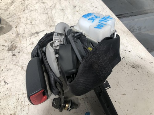 Toyota Tarago Right Rear 3rd Row Seatbelt and Stalk ACR30 06/2000-02/ ...