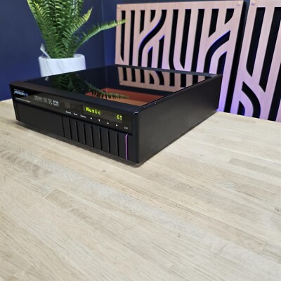 Meridian 565 HiFi Separate Home AV Digital Surround Sound Processor inc ...