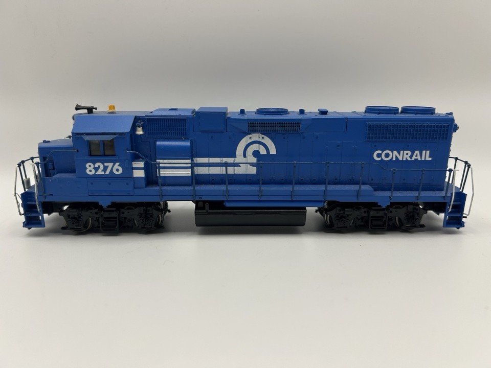 HO Athearn Conrail #8276 GO38-2 Diesel Locomotive - (TESTED) | eBay
