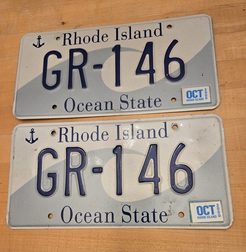 PAIR OF 2000 RI RHODE ISLAND WAVE LICENSE PLATE GR-146 TAG | eBay