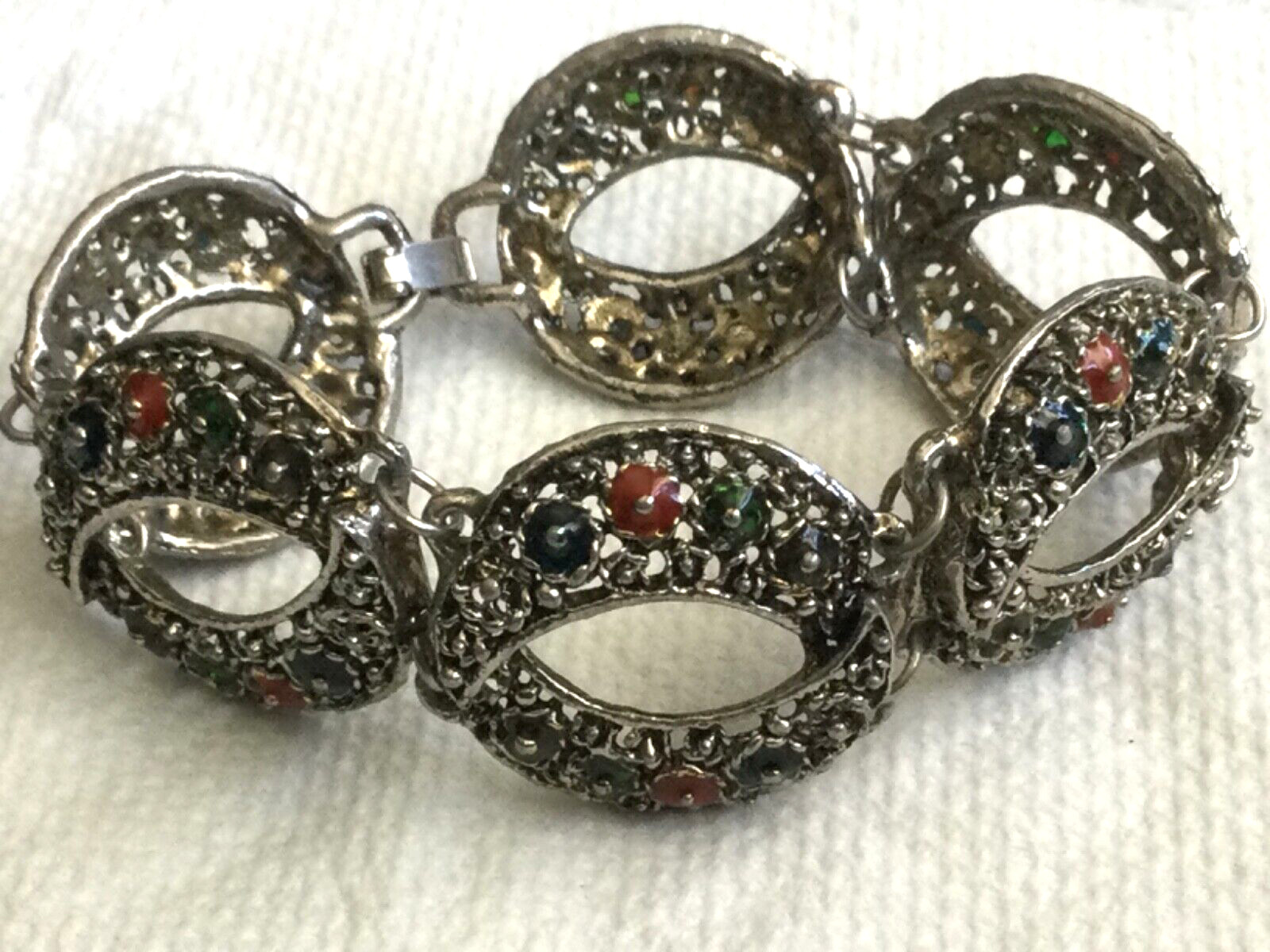 VINTAGE HALF MOON SHAPE OVERLAP 6 PANEL SILVERTONE B… - Gem