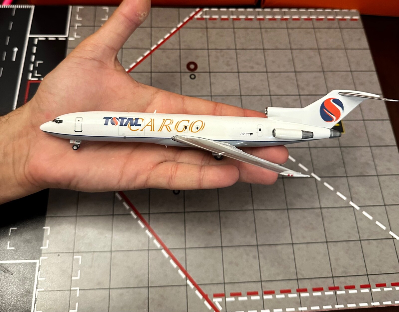 1/200 airplane model diecast TOTAL cargo b727-200 custom | eBay