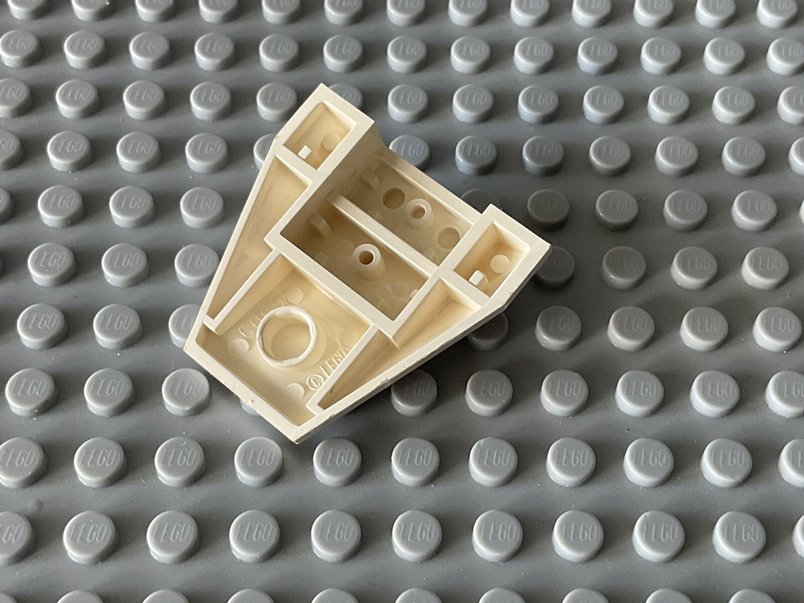 Lego 1x 6069 Dachstein Keilstein Weiß Octan Aufkleber 4x4 (24) | eBay.de