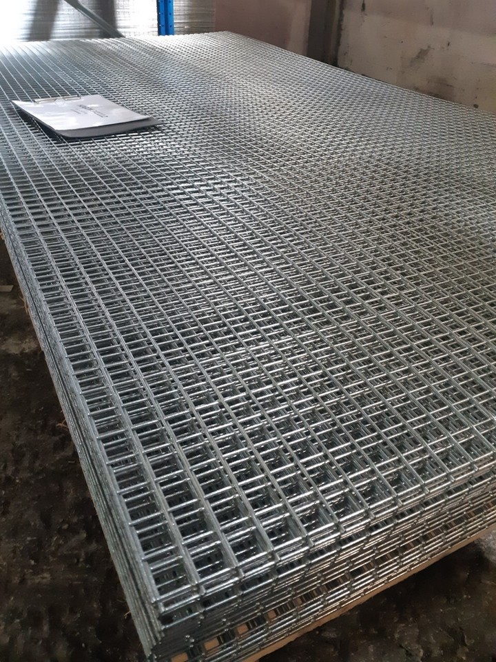 8' x 4' Galvanised Welded Wire Mesh Panels - 2" Holes - 6g (5mm ...