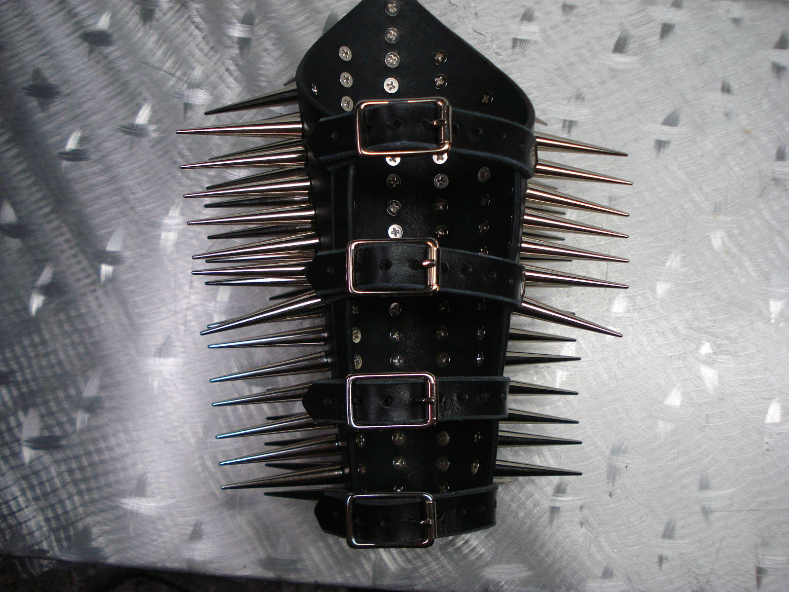 LEATHER GIANT LONG SPIKE GAUNTLETS.BLACK METAL...(MDLG0110 ...