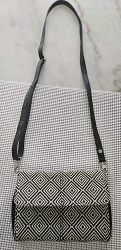 Jewel By Thirty-One Black&Ivory Tapestry Crossbody w/Leather Chain ...
