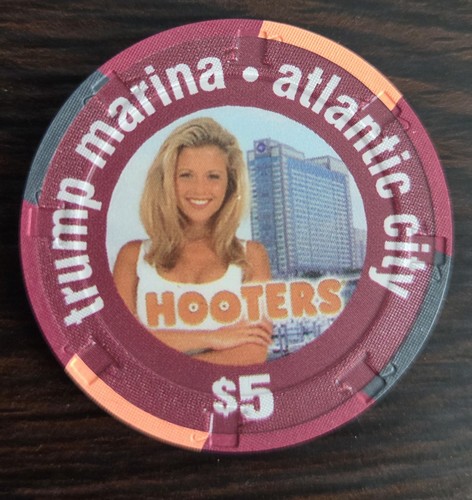 $5 Trump Marina Casino Atlantic City, NJ Hooters Hologram Casino Chip ...