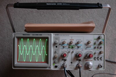 Tektronix 2235 AN/USM488 100MHz Two Channel Oscilloscope, Two Probes ...