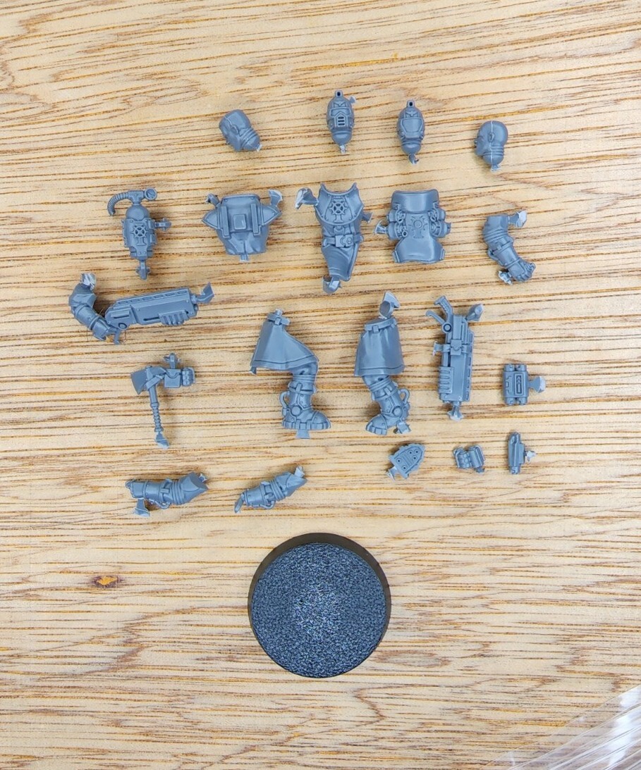 Warhammer 40K Into the Dark Navy Breachers Navis Grenadier / Armsman | eBay