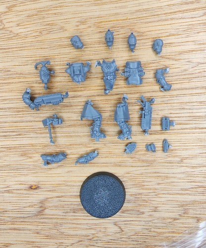 Warhammer 40K Into the Dark Navy Breachers Navis Grenadier / Armsman | eBay