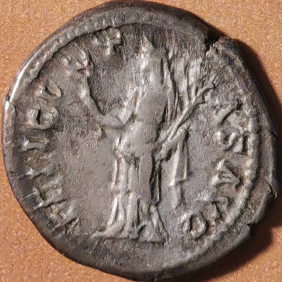 0110 - 134 AD Emperor Hadrian Ancient Roman Empire AR Denarius Coin ...